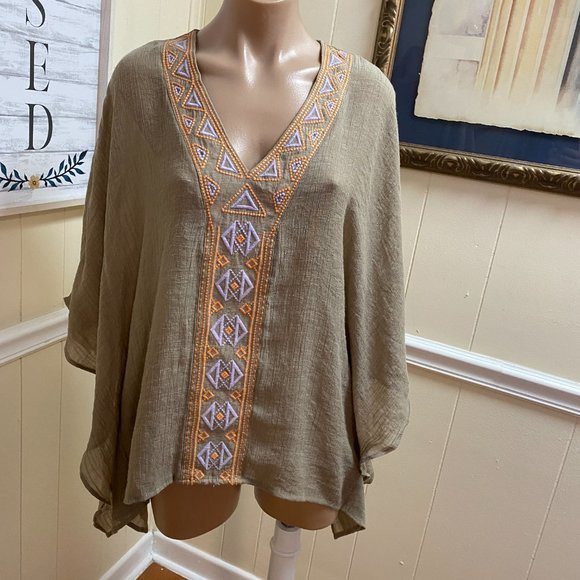 Umgee | Tops | Women Umgee Bohemian Chic Vintage Look Embroidered Boho ...